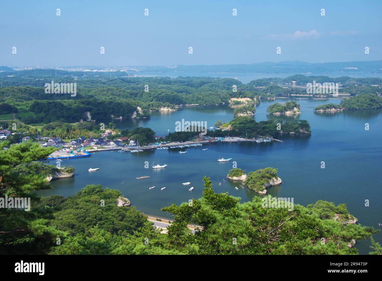 Matsushima bay hi-res stock photography and images - Alamy
