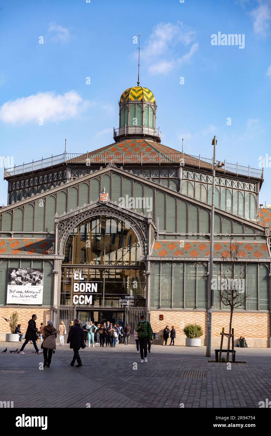 Barcelona, Spain - FEB 10, 2022: Iron building of Mercat del Born in La ...