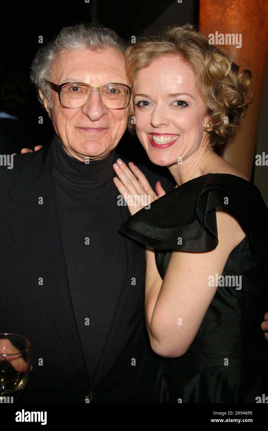 Nancy anderson hi-res stock photography and images - Alamy