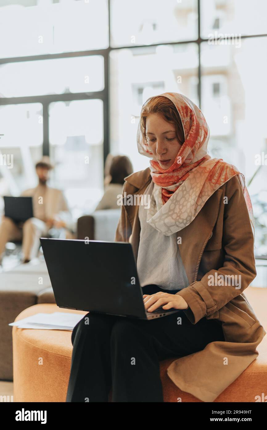 Ginger muslim girl hi-res stock photography and images - Alamy