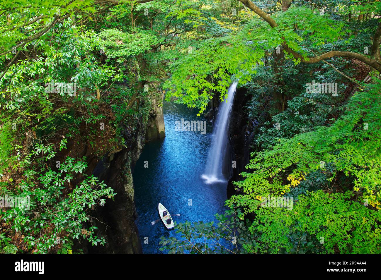Takachiho Gorge, Manai Waterfall Stock Photo - Alamy