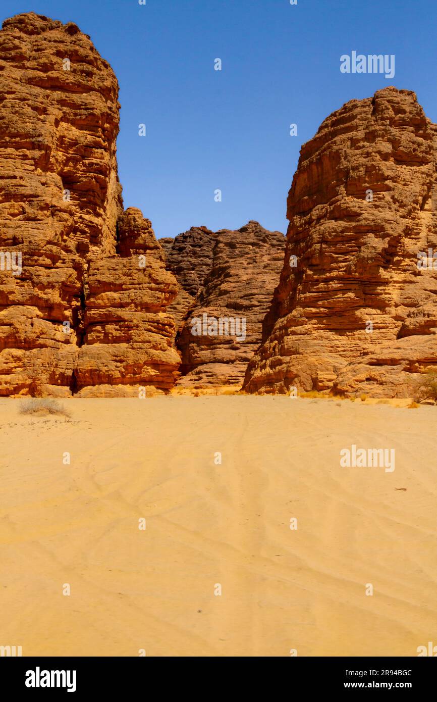 Algeria djanet national park tassili hi-res stock photography and ...