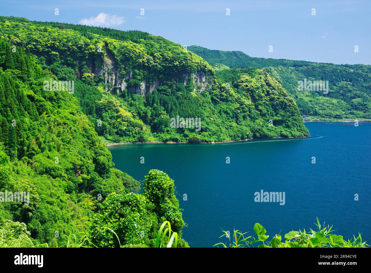 Lake ikeda japan hi-res stock photography and images - Alamy