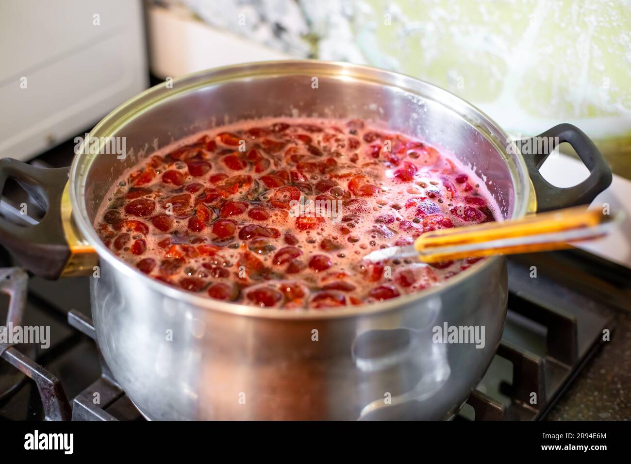 Boil cherry jam hi-res stock photography and images - Alamy