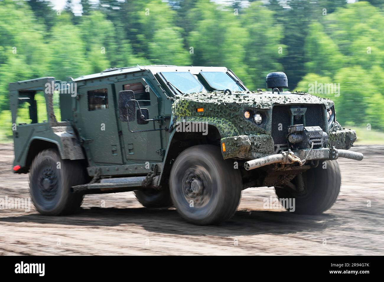 Jltv military ground vehicle hi-res stock photography and images - Alamy