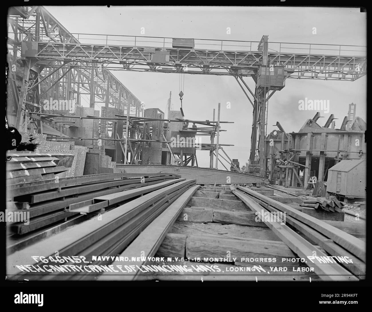 Monthly Progress Photo, Painting New Gantry Crane, East of Launching ...