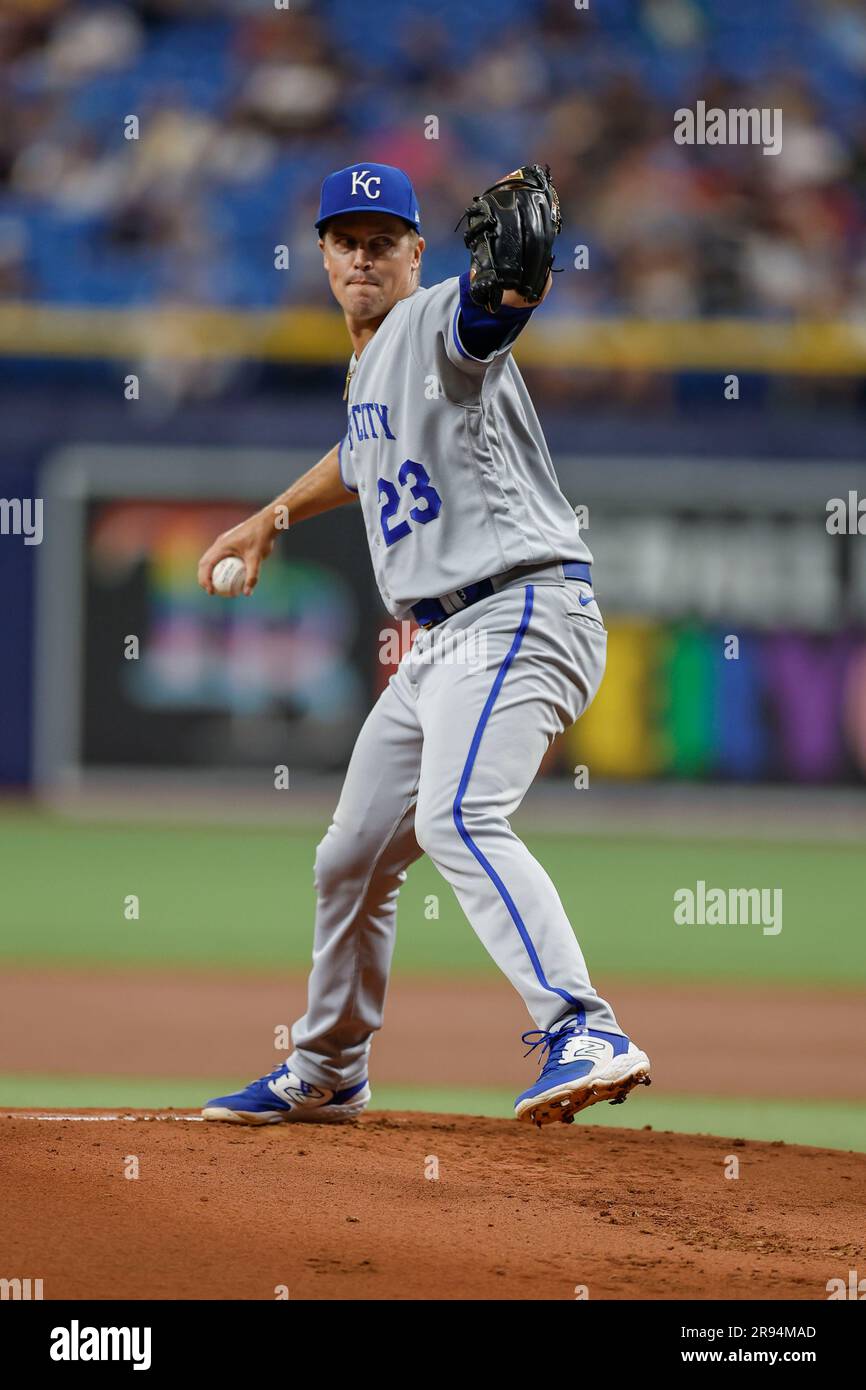 Zack greinke royals hi-res stock photography and images - Alamy