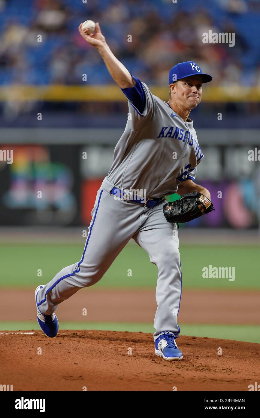 Zack greinke royals hi-res stock photography and images - Alamy