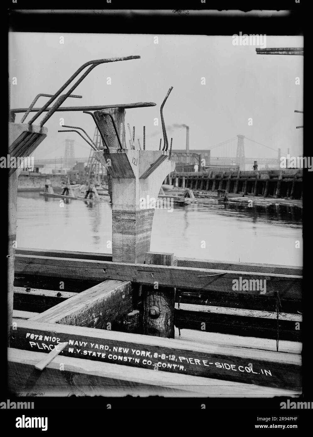 Pier E, Side Column in Place, New York State Construction Company ...