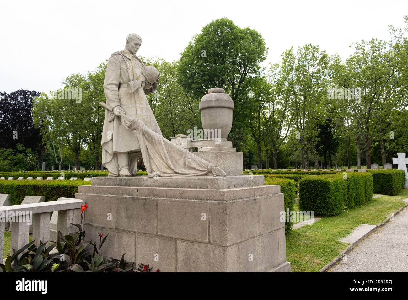 Central cemetery in Vienna, monuments to Soviet soldiers of the Second ...