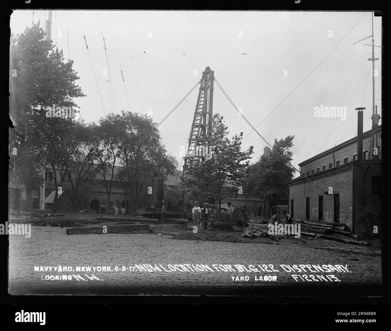 Location plate Black and White Stock Photos & Images - Alamy
