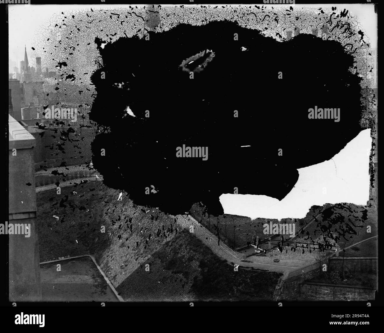 Navy Yard's Commandants Quarters. Glass Plate Negatives of the ...