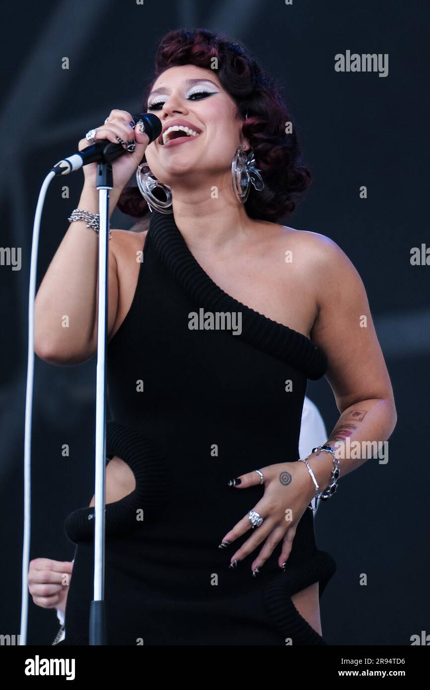Glastonbury, UK. 24th June, 2023. RAYE ( Rachel Agatha Keen ...
