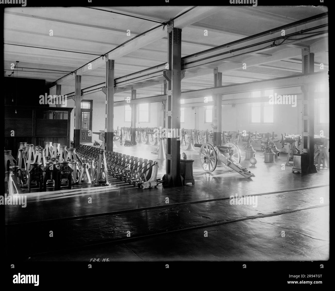 Building 24, Interior. Glass Plate Negatives of the Construction and ...