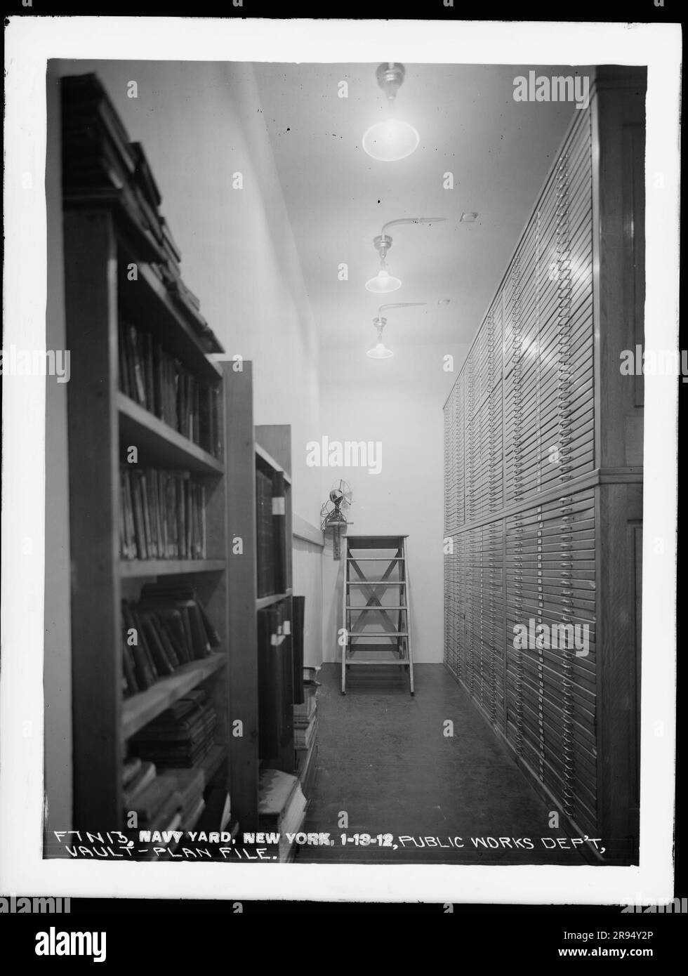 File vault Black and White Stock Photos & Images - Alamy