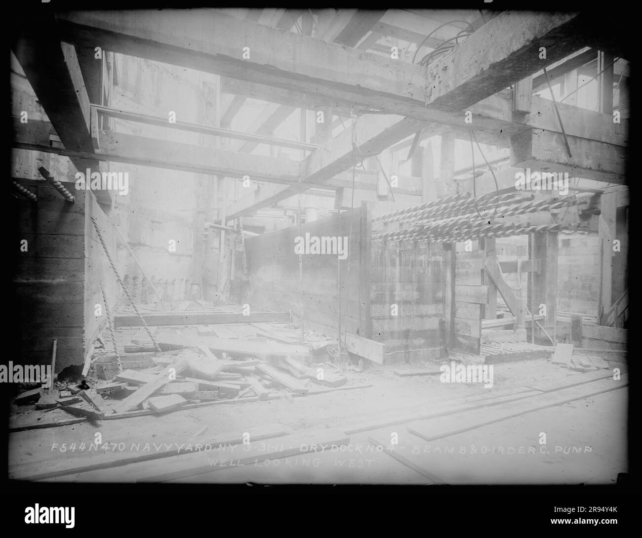 Well dock Black and White Stock Photos & Images - Alamy