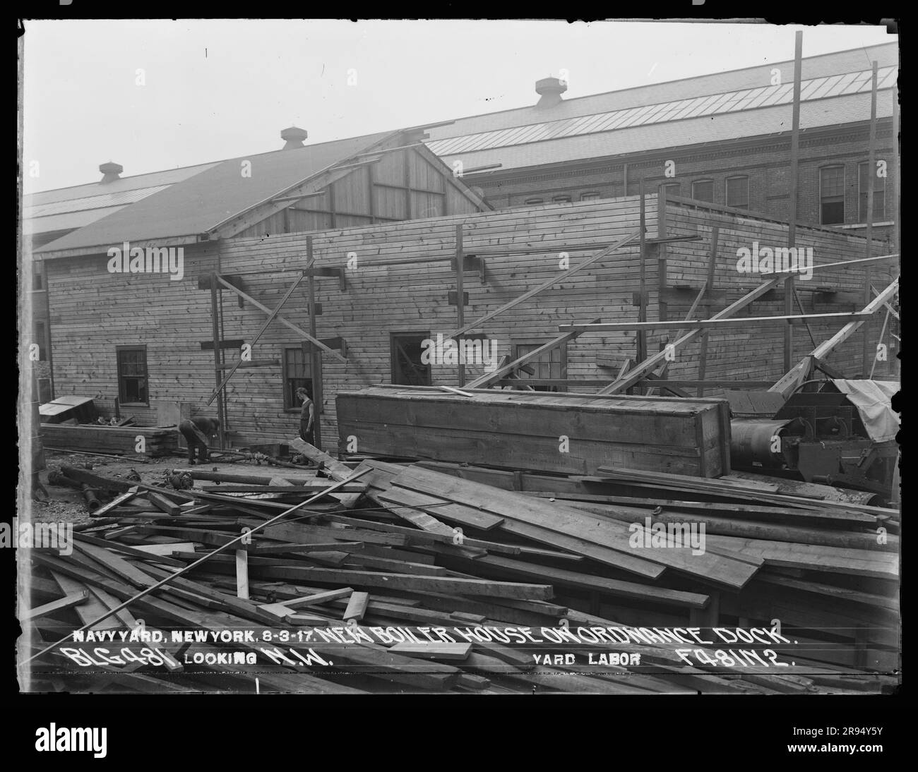 Ordnance vessels hi-res stock photography and images - Alamy