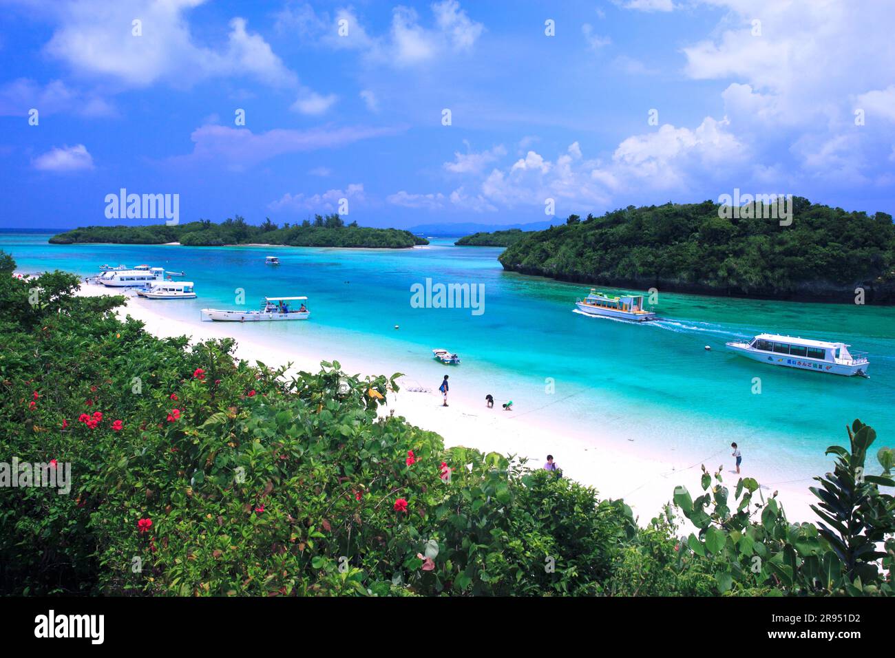 Ishigaki beach hi-res stock photography and images - Alamy
