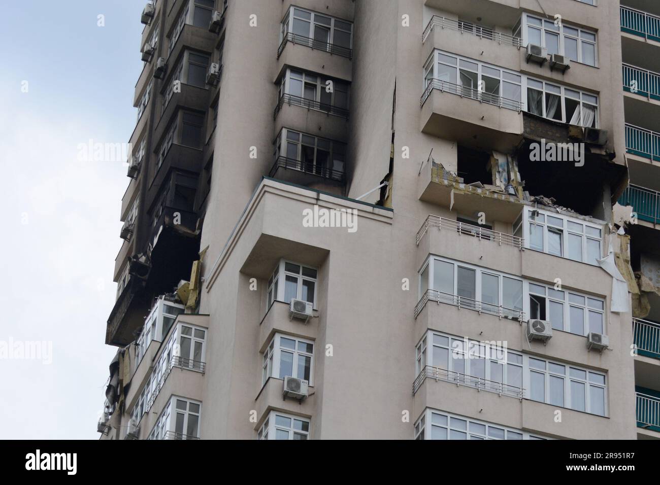 Kyiv, Ukraine. 24th June, 2023. View of a damaged apartment building by ...