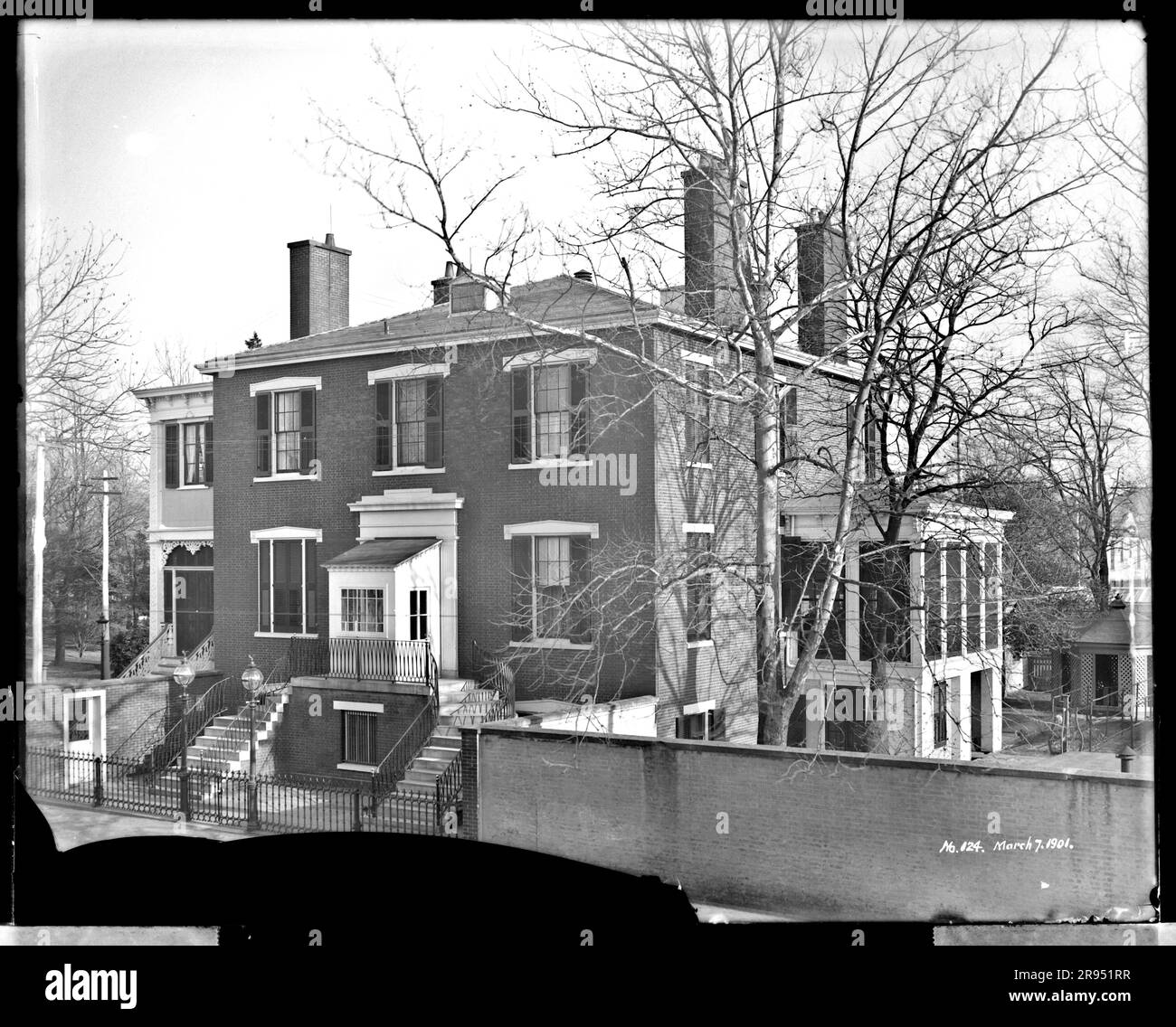Dod installation Black and White Stock Photos & Images - Alamy