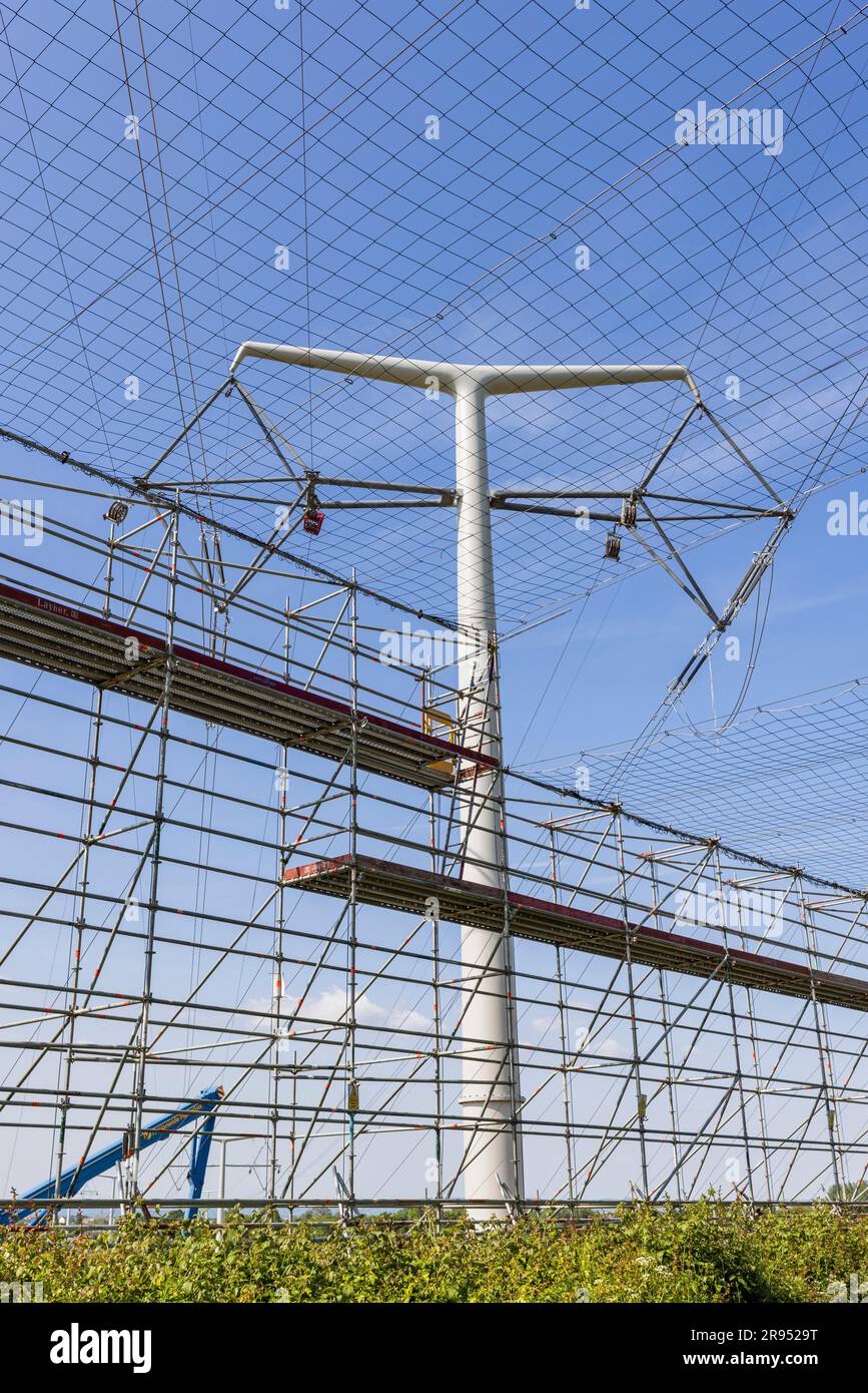 Construction safety net hi-res stock photography and images - Alamy