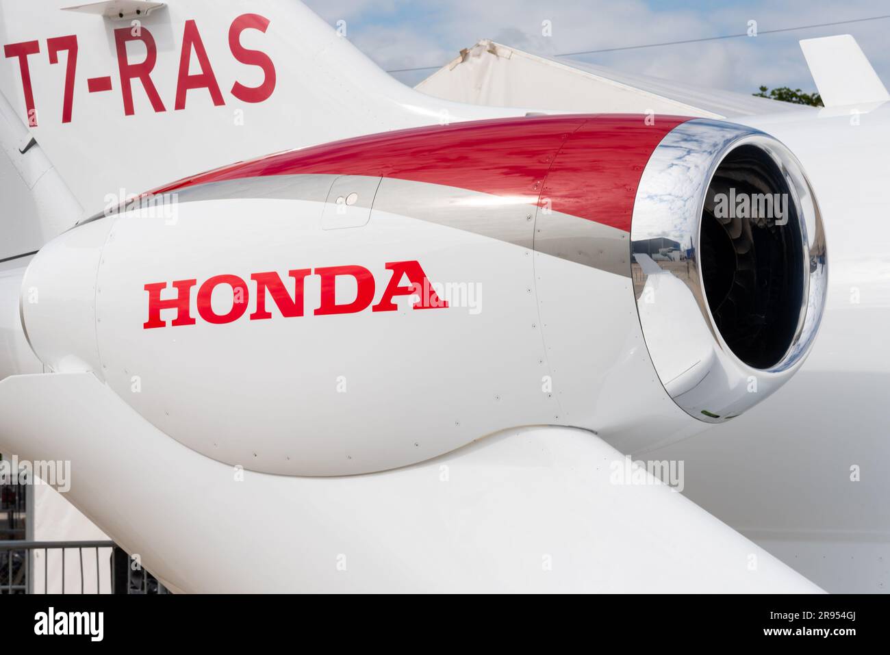 Honda engine of Honda HA-420 Hondajet at Farnborough International ...