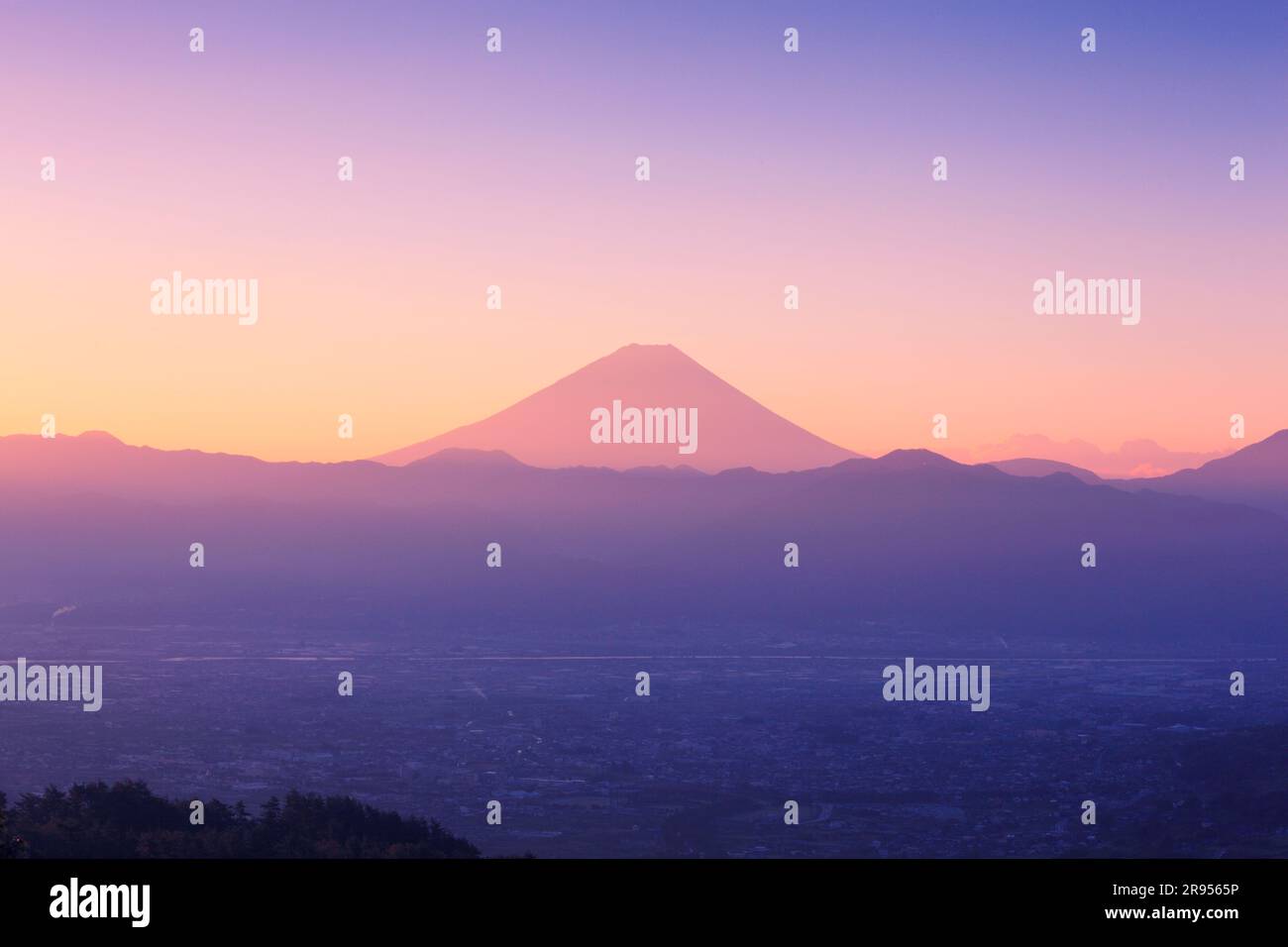 Mount fuji base hi-res stock photography and images - Alamy