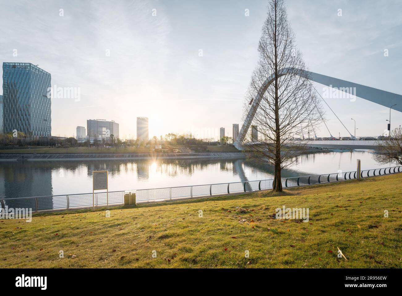 Sunrise on the bridge hi-res stock photography and images - Alamy
