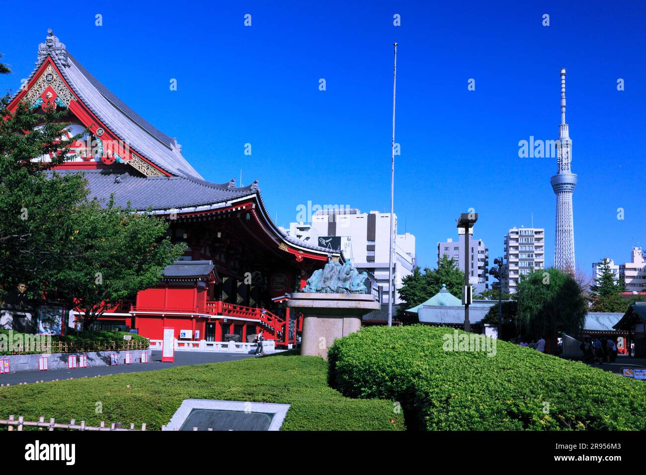 Sensoji Temple main hall and Tokyo Sky Tree Stock Photo - Alamy