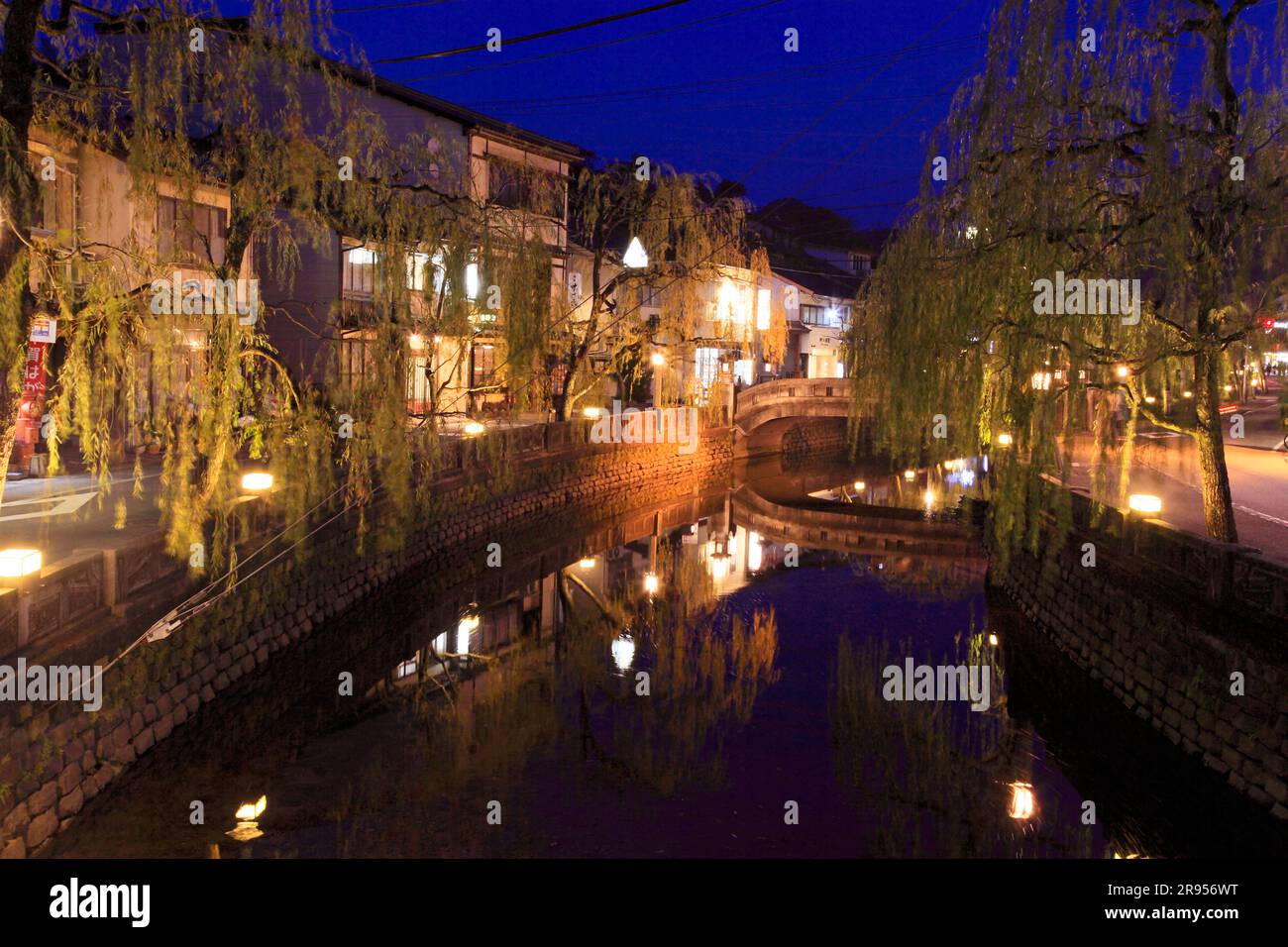 Kinosaki hot springs Stock Photo - Alamy