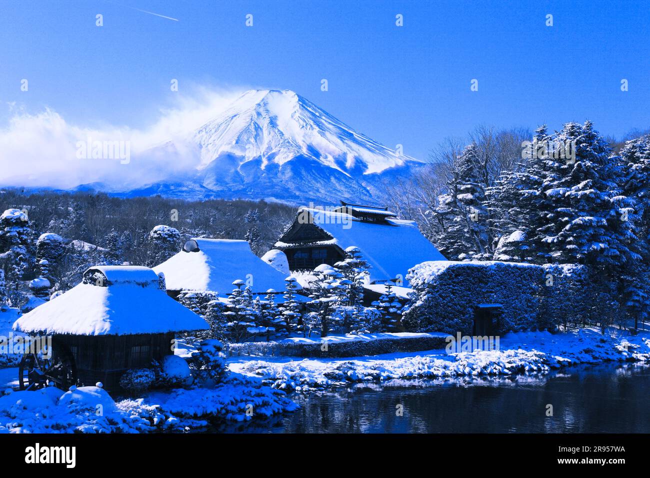 Snowy Mt. Fuji Stock Photo - Alamy
