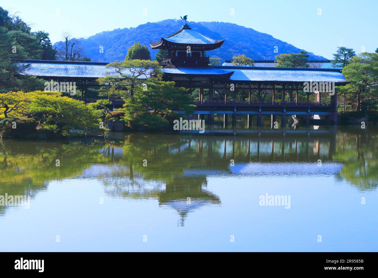 Heian pond garden hi-res stock photography and images - Alamy