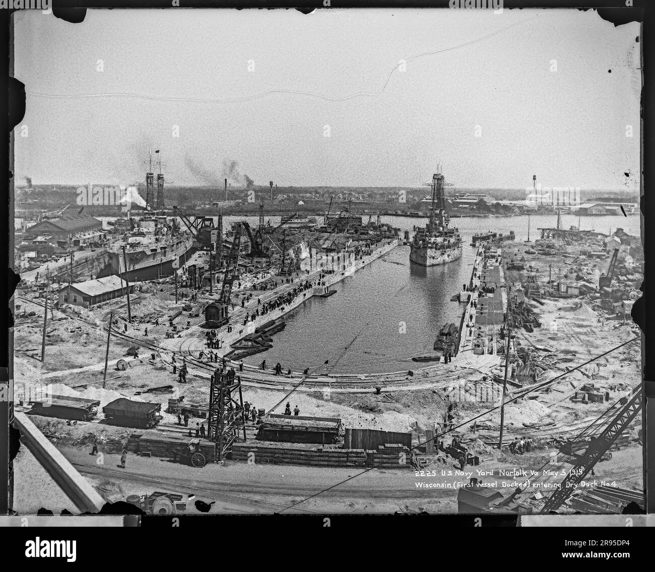Historic photographs of the Norfolk Naval shipyard located in the Fifth ...