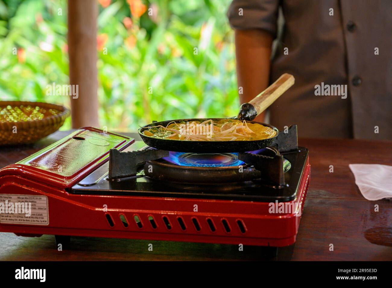 Chef and tutor demonstrates how to cook authentic Vietnamese Hoi An ...