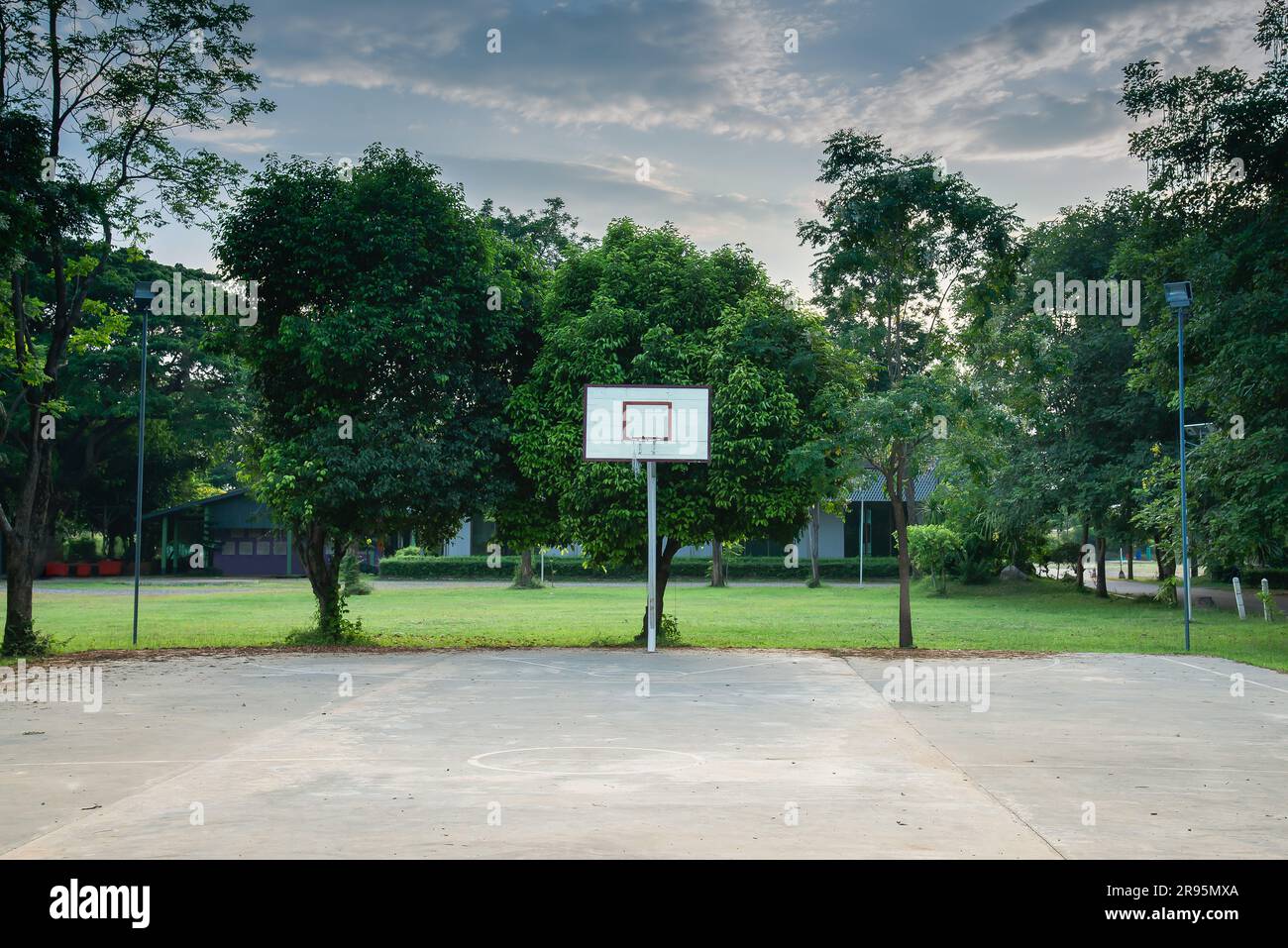 Old basketball court outdoor Stock Photo - Alamy