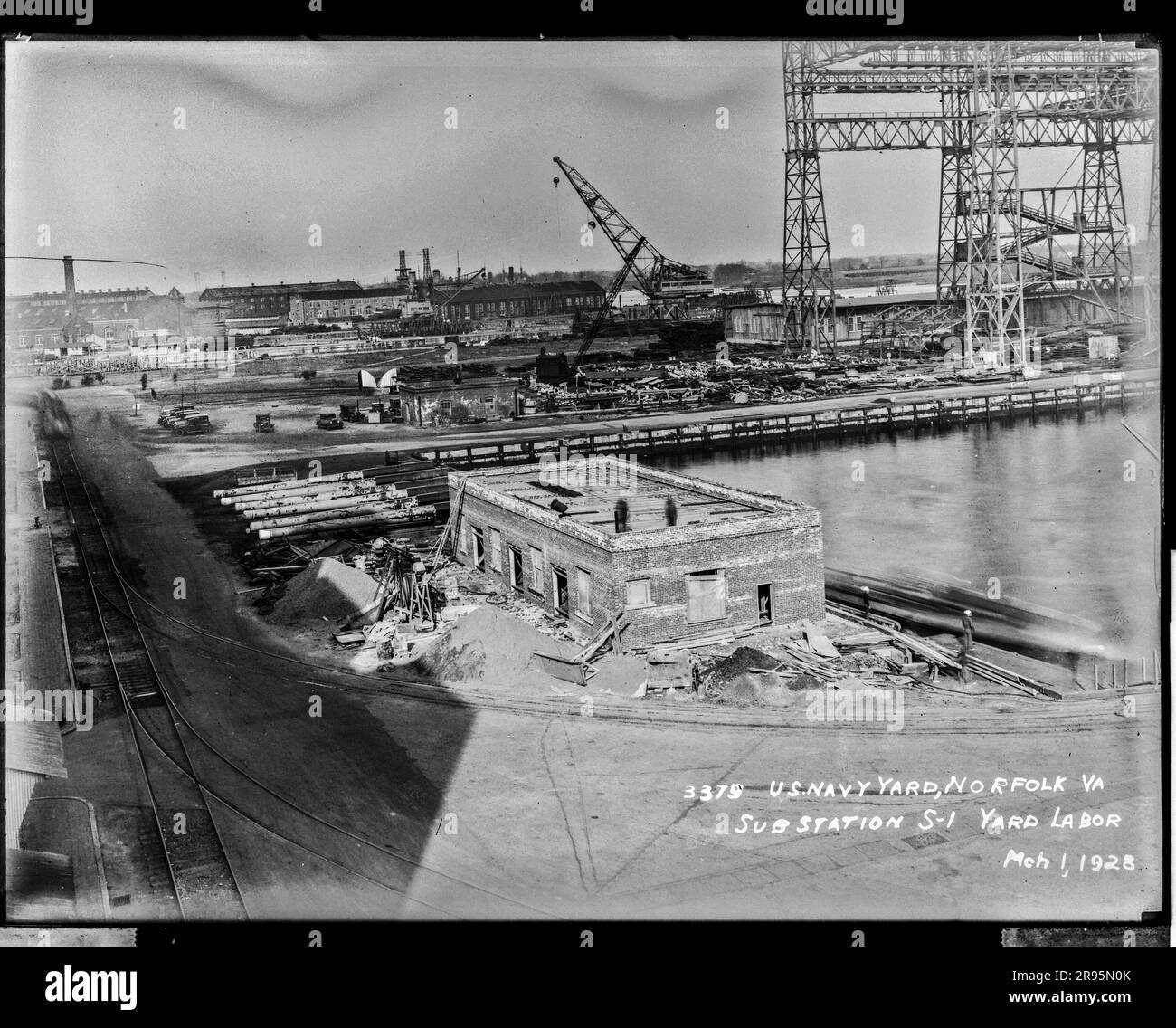 Historic photographs of the Norfolk Naval shipyard located in the Fifth ...