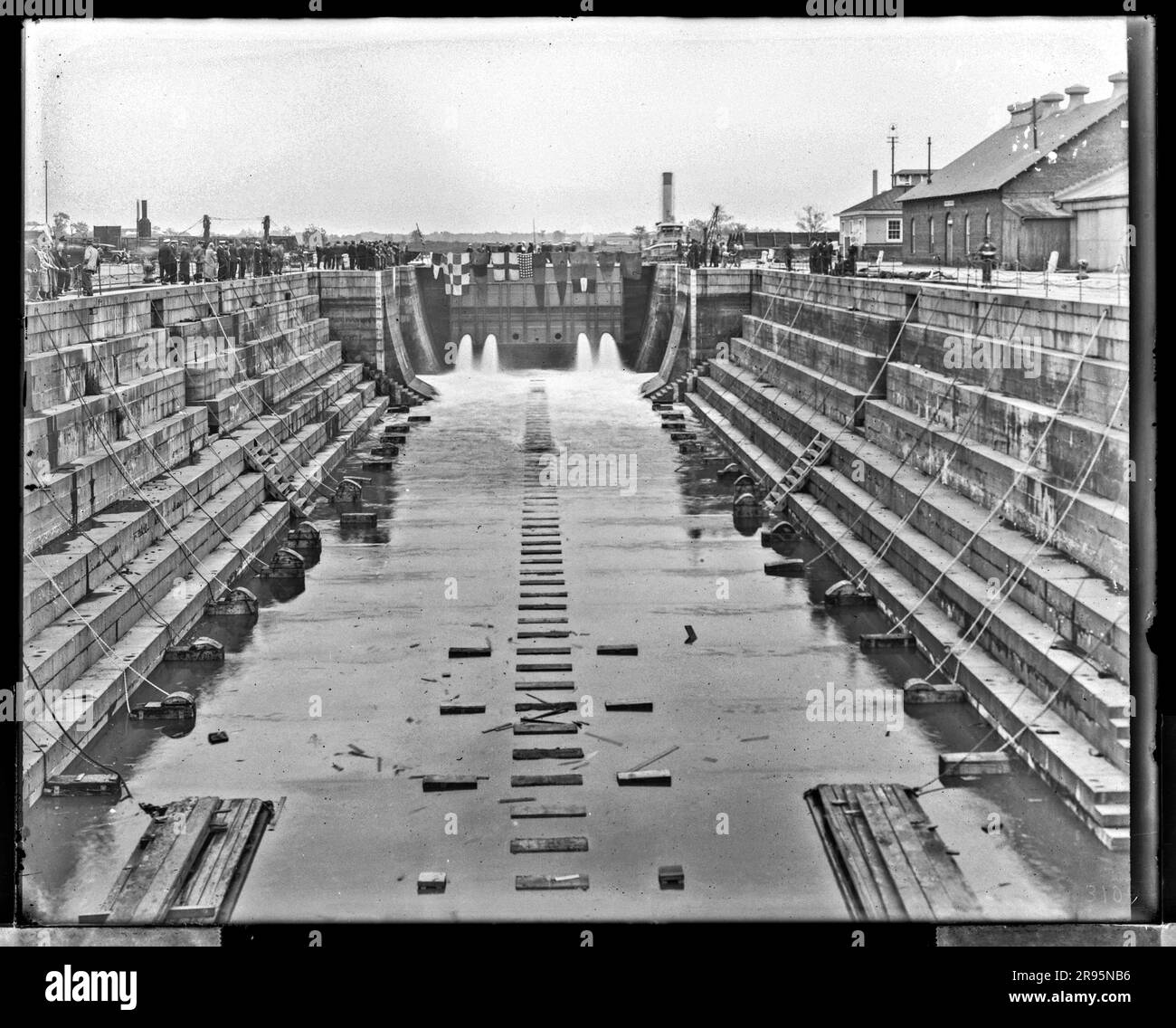 Historic photographs of the Norfolk Naval shipyard located in the Fifth ...