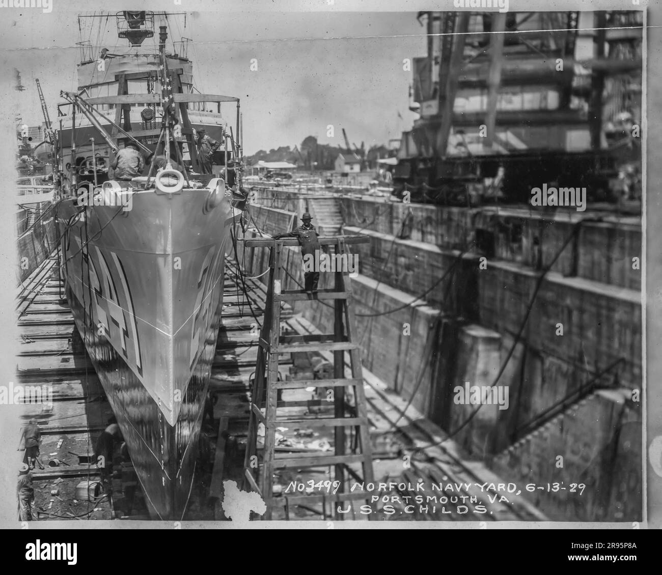 Historic photographs of the Norfolk Naval shipyard located in the Fifth ...
