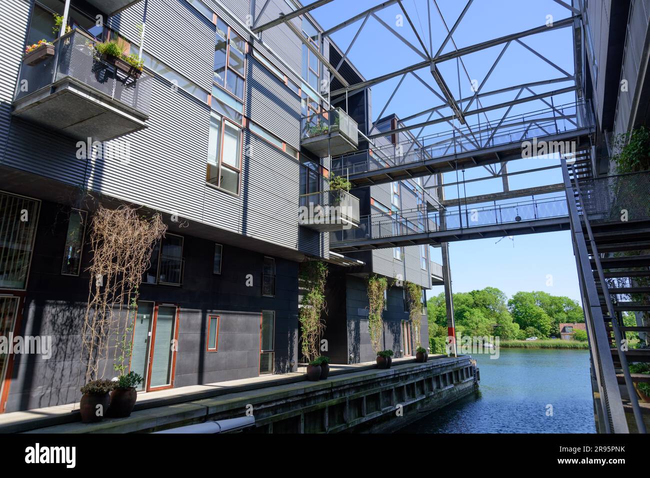 Kopenhagen, Christianshavn, Wohnbau Torpedohallen, Tegnestuen Vandkunsten 2003 // Copenhagen ...