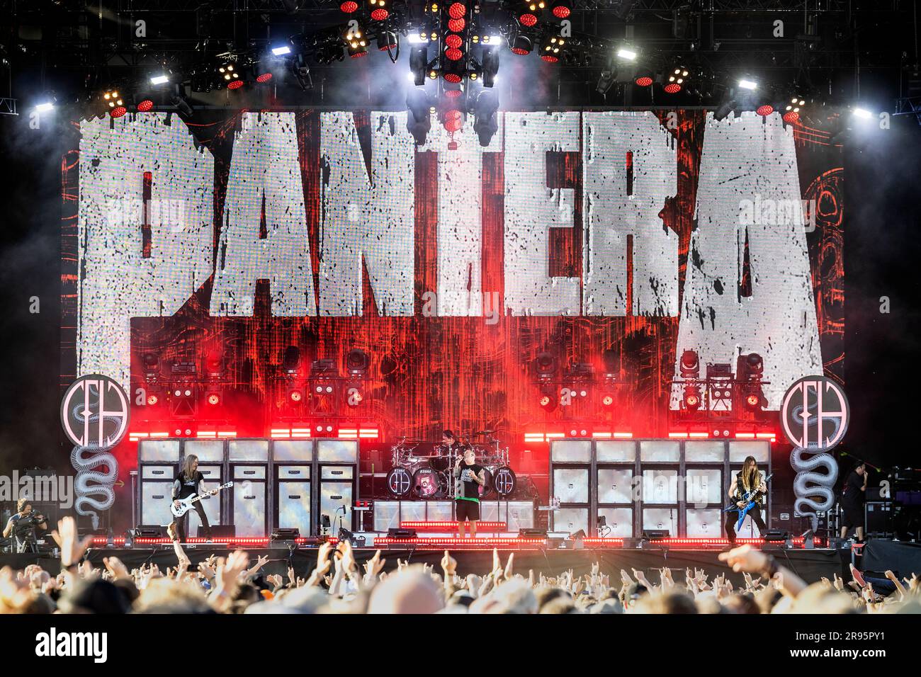 Tonnen fels 2023 -Fotos und -Bildmaterial in hoher Auflösung – Alamy