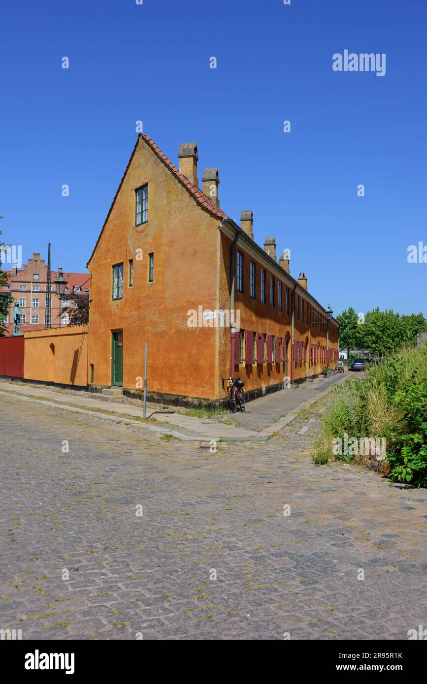 Kopenhagen, historische Wohnsiedlung Nyboder // Copenhagen, historic ...