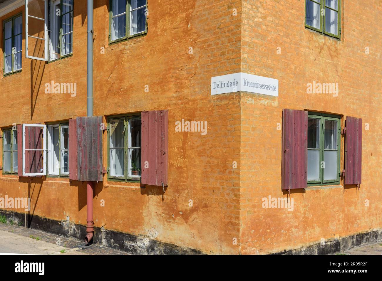 Kopenhagen, historische Wohnsiedlung Nyboder // Copenhagen, historic ...