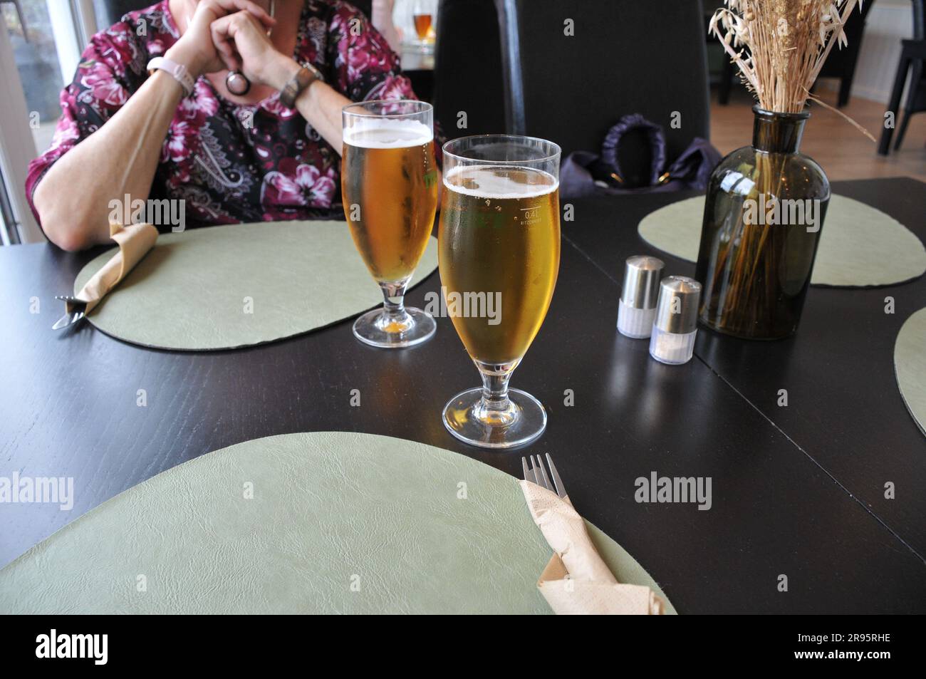 King receipt hi-res stock photography and images - Alamy