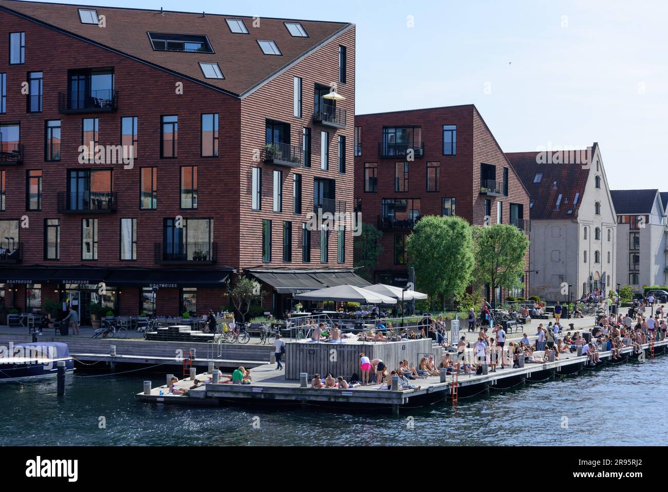 Kopenhagen, Hafen, Strandgade, dahinter Wohnanlage Krøyers Plads ...