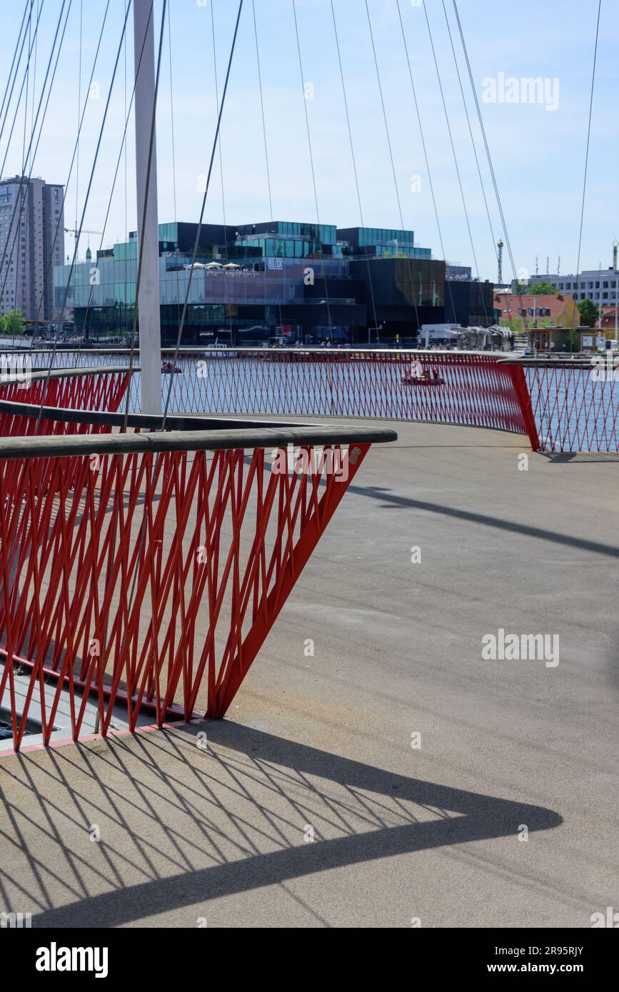 Kopenhagen, Hafen, Kreisbrücke, Cirkelbroen // Copenhagen, Harbour ...