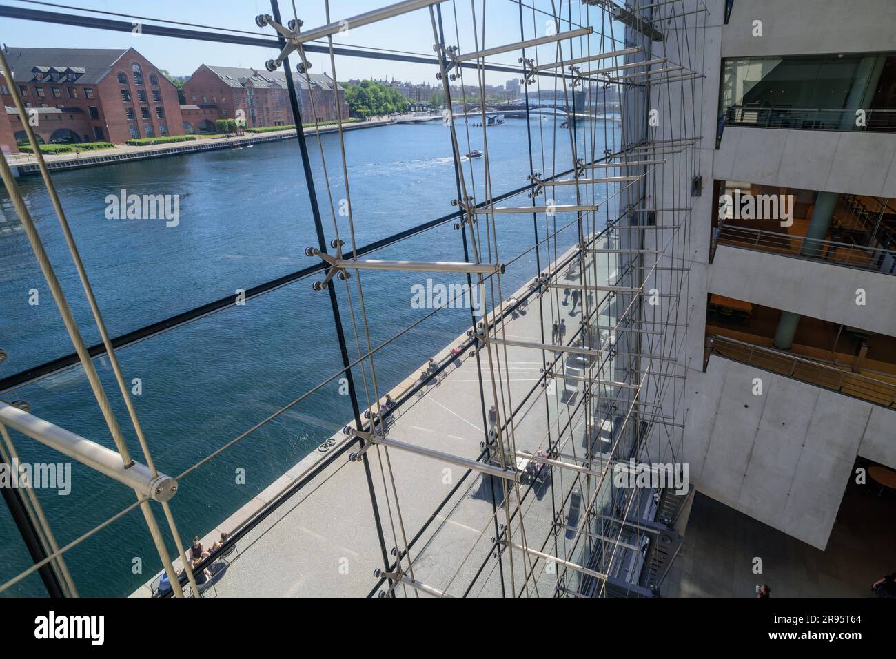 Kopenhagen, Hafen, "schwarzer Diamant" (Königliche Bibliothek), Atrium ...