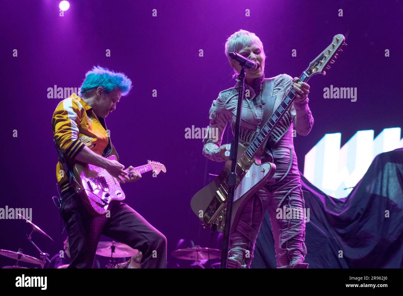 The Wild Things (Sydney Rae White and Rob Kendrick) supporting KISS at ...