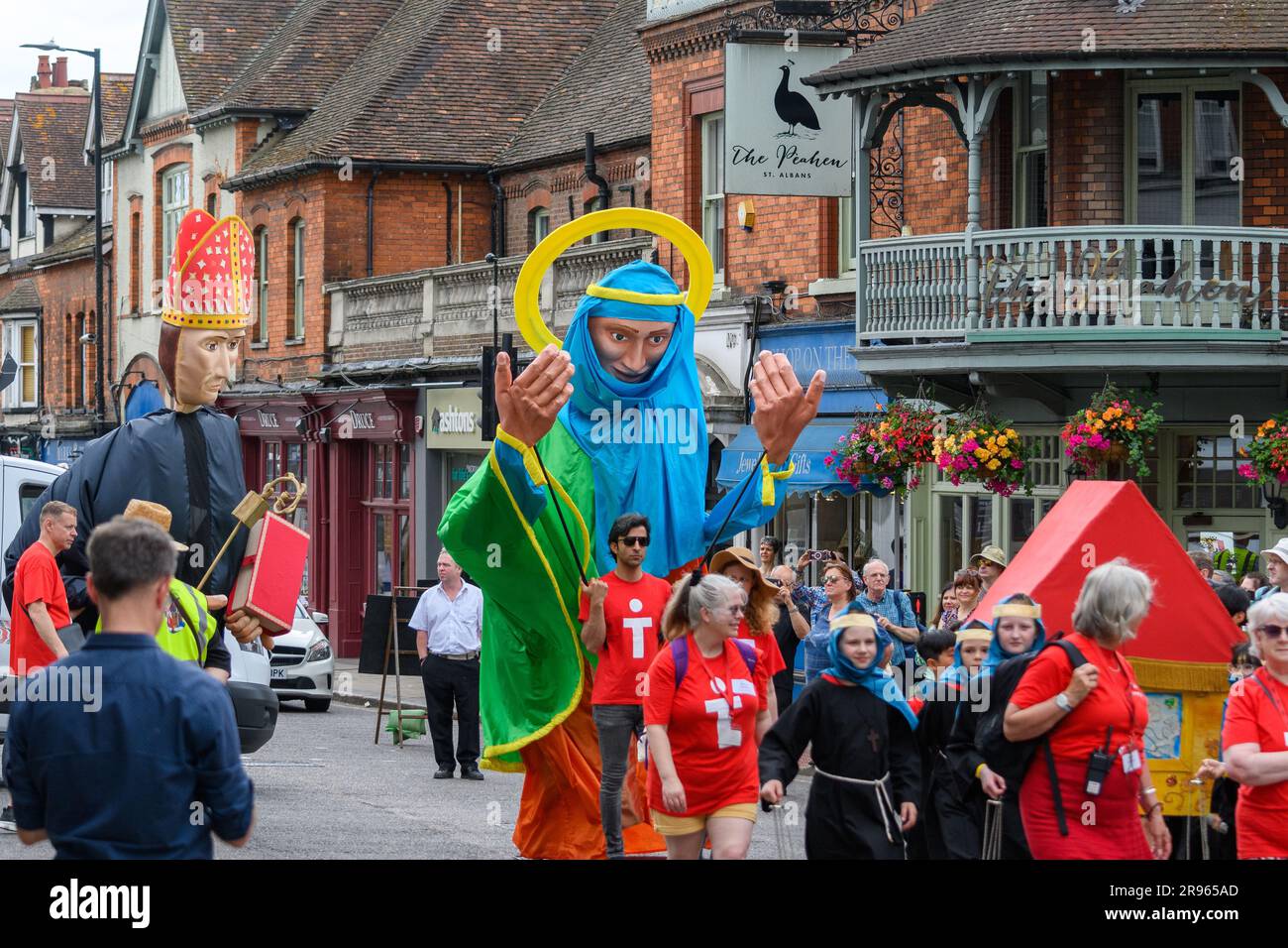 St Albans, UK, 24th June 2023, Alban Pilgrimage, a magnificent ...