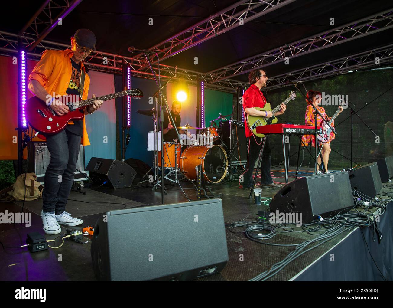 David woodcock and the fixtures hi-res stock photography and images - Alamy