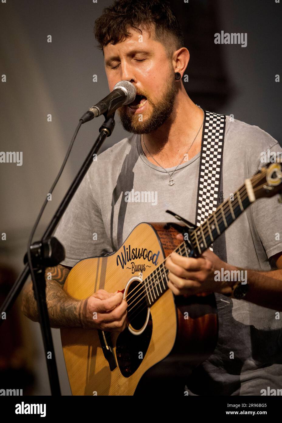 Wilswood Buoys, Open Mic Competition, Leigh Folk Festival, Leigh-on-Sea ...